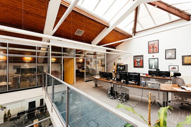 7 Signs You May Need a Bigger Office Space | Biz Hub